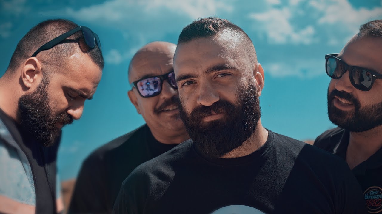 Ανοιχτούς λογαριασμούς με ένα τανκ! | Unboxholics - YouTube