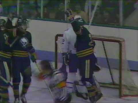 Ric Seiling Goal - Game 1, 1985 Adams Division Semi Finals Nordiques vs ...