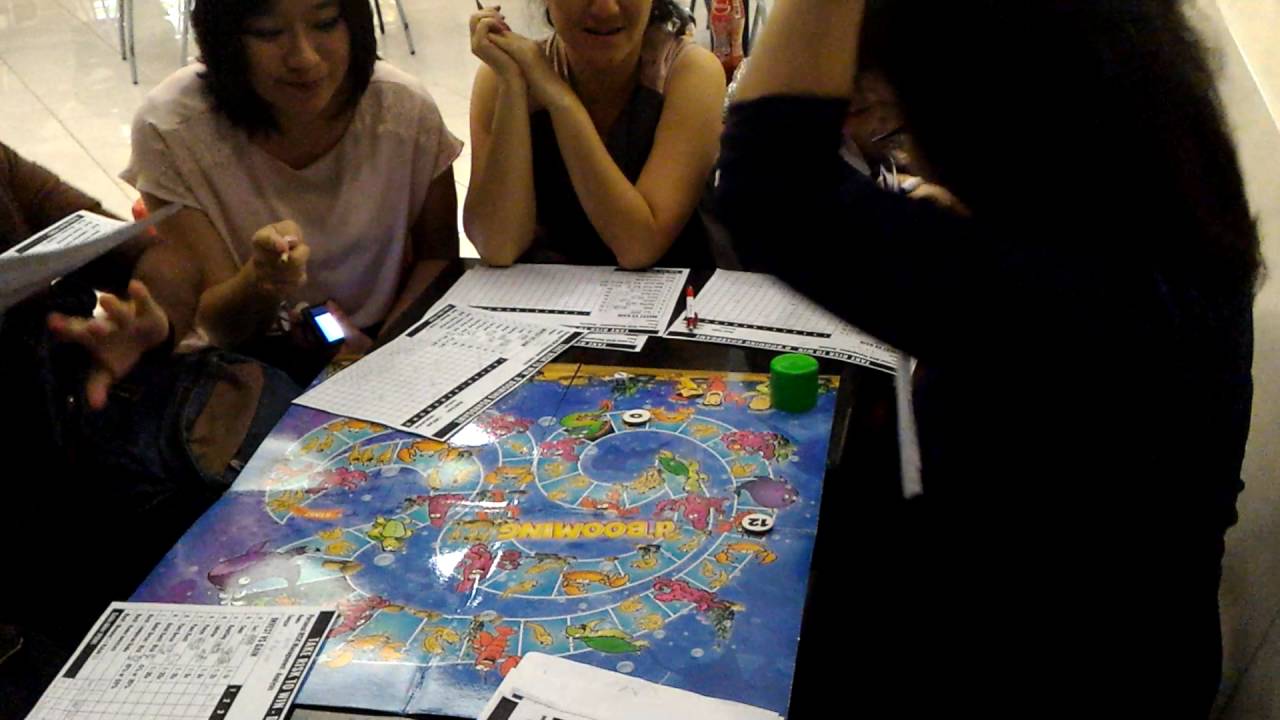 D booming board games @Taman Anggrek - YouTube