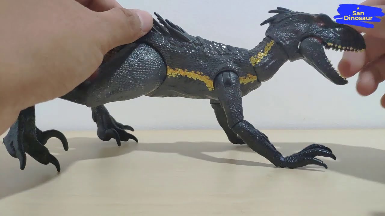 Mattel Jurassic World Super Poseable Indoraptor, Real Detail !!! - YouTube