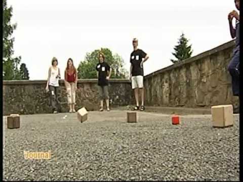 Championnat de Belgique de pétanque à boules carrées- interview de TV ...