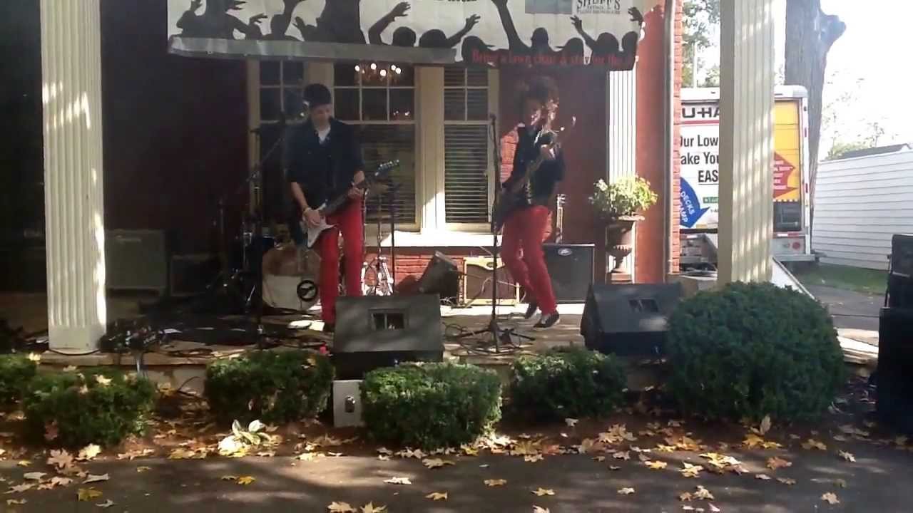 The Wacky Friday: "That Thing You Do" - YouTube