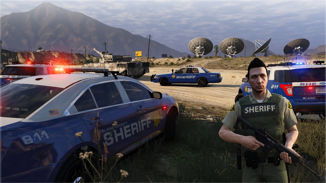 GTA 5 - LSPDFR - Ep.63 - Military Tank Pursuit - YouTube
