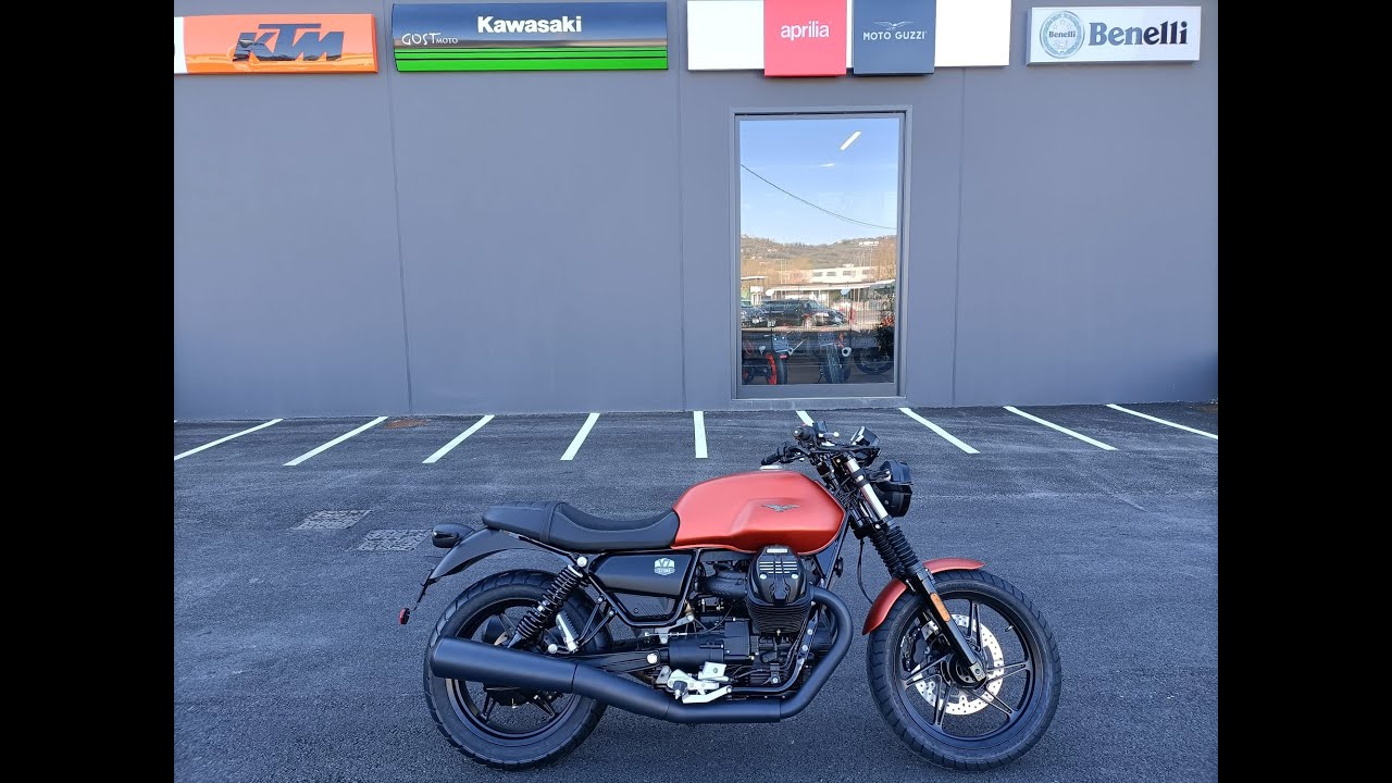 GOSTMOTO - Nuova Moto Guzzi V7 Stone Orange 2021! - YouTube