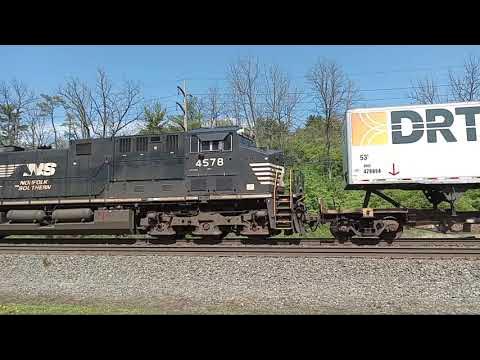NS 8084 leads an intermodal train in Wyomissing, PA (29G) - YouTube