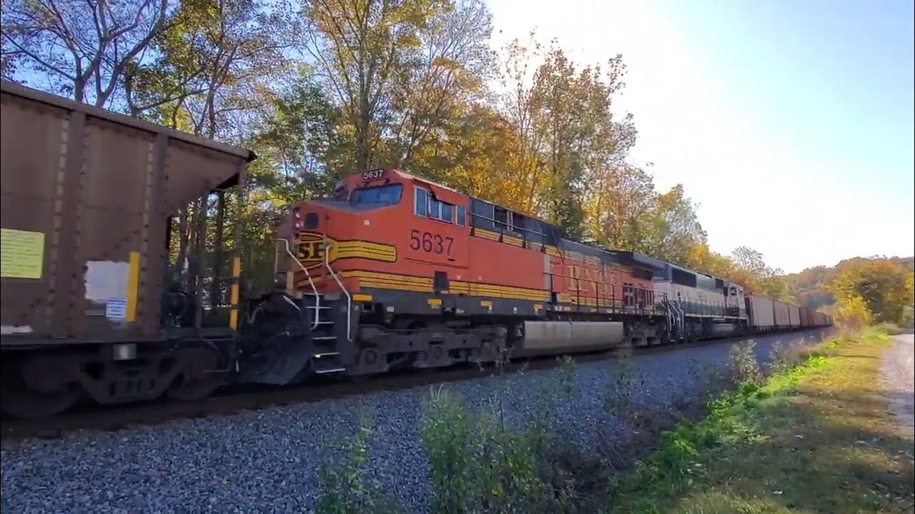 BNSF 9604 helps with this southbound loaded coal train in Apison,TN - YouTube