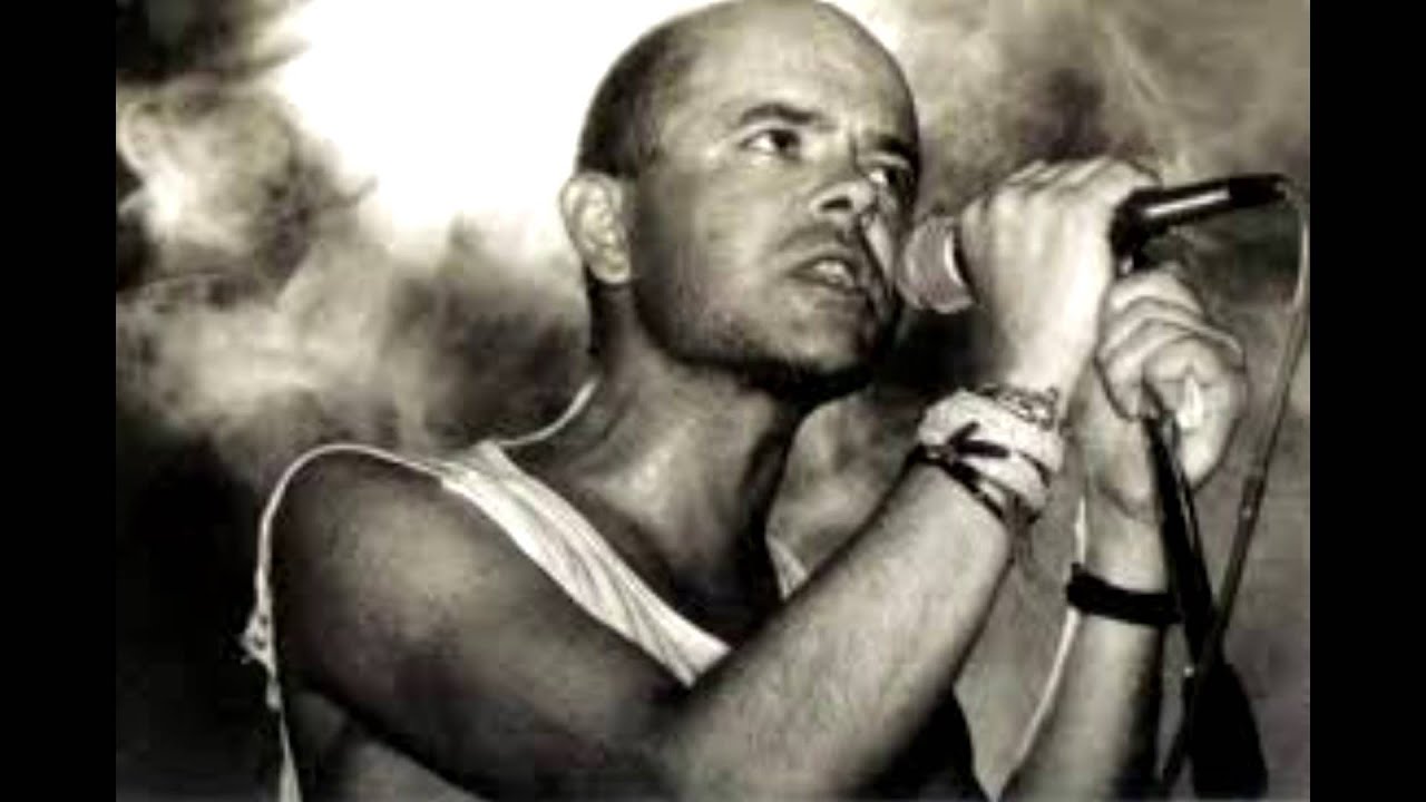 Muere Luca Prodan - YouTube