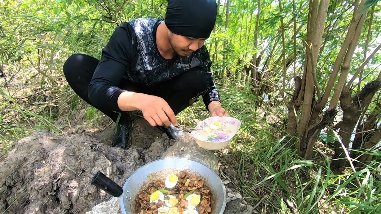 EP156-Part1 - Lokan Clam Adobo | Forage and Cook | Occ. Mindoro - YouTube