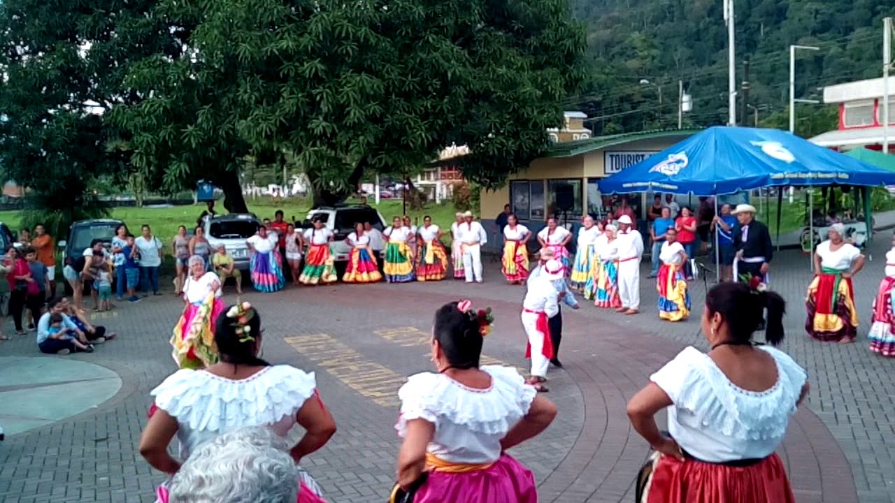 Costa Rican traditional dances - YouTube