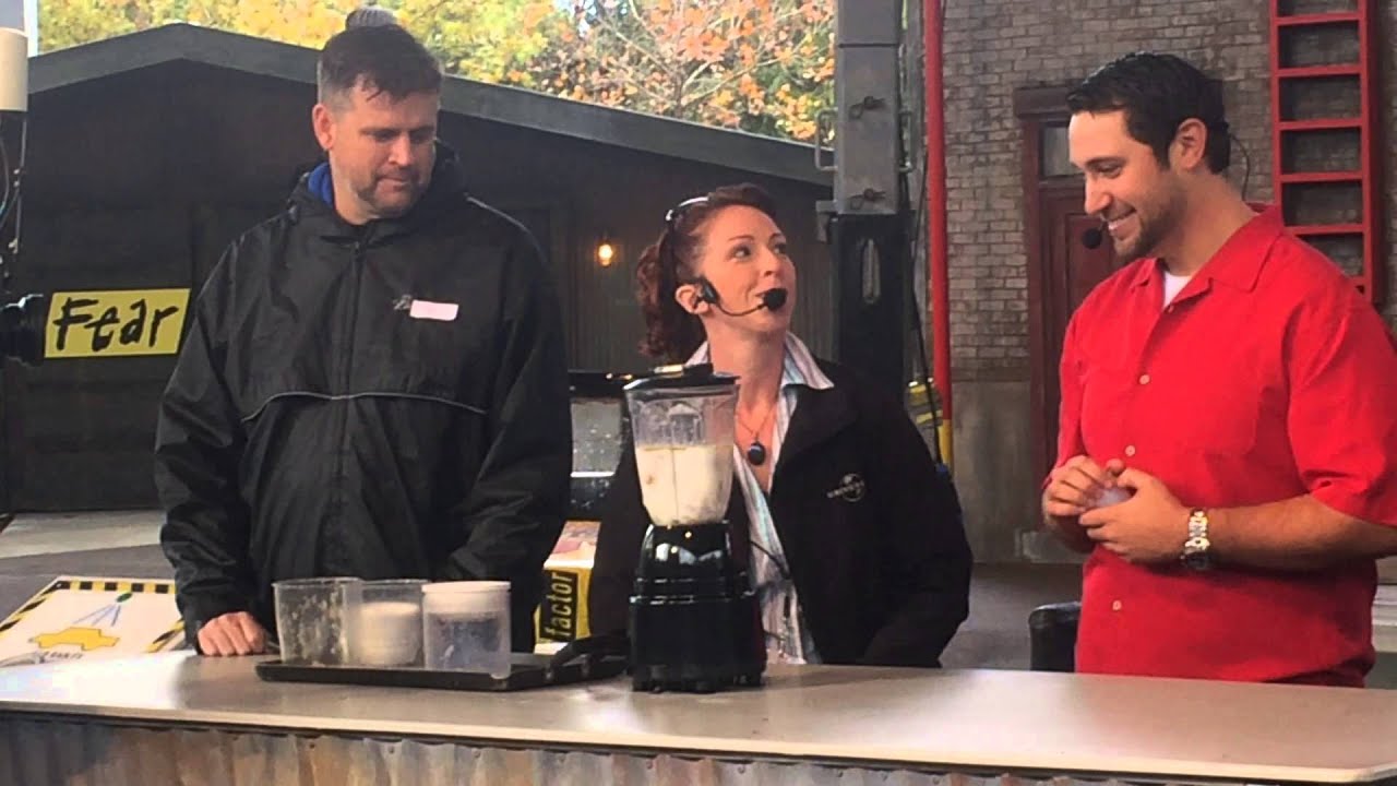 Fear Factor Live Universal Studios 2014 Audience Challenge - YouTube