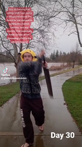 Giant BERSERK SWORD Day 30 WORKOUT 100 Swings til I can swing a 50 ...