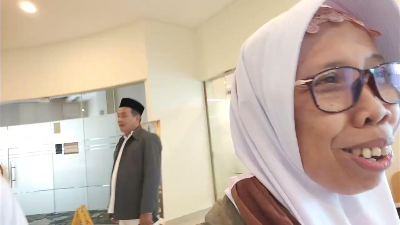 di bandara - YouTube