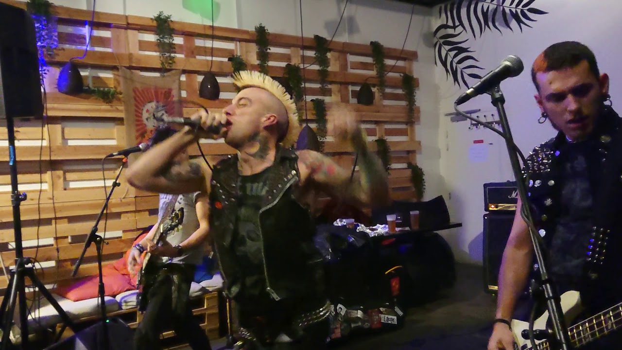 Call The Cops - Call The Cops - Paris - 05/01/2020 - YouTube