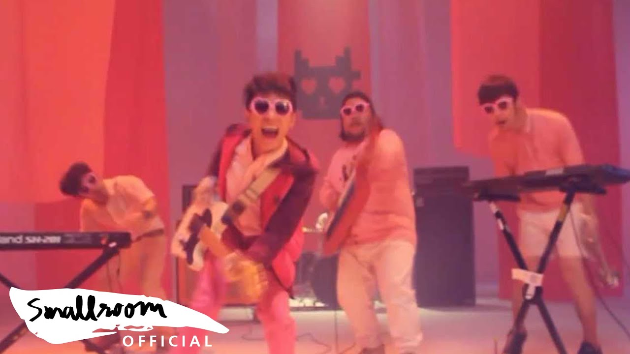 POLYCAT - เมื่อเธอมาส่ง feat.Tattoo Colour [official MV] - YouTube