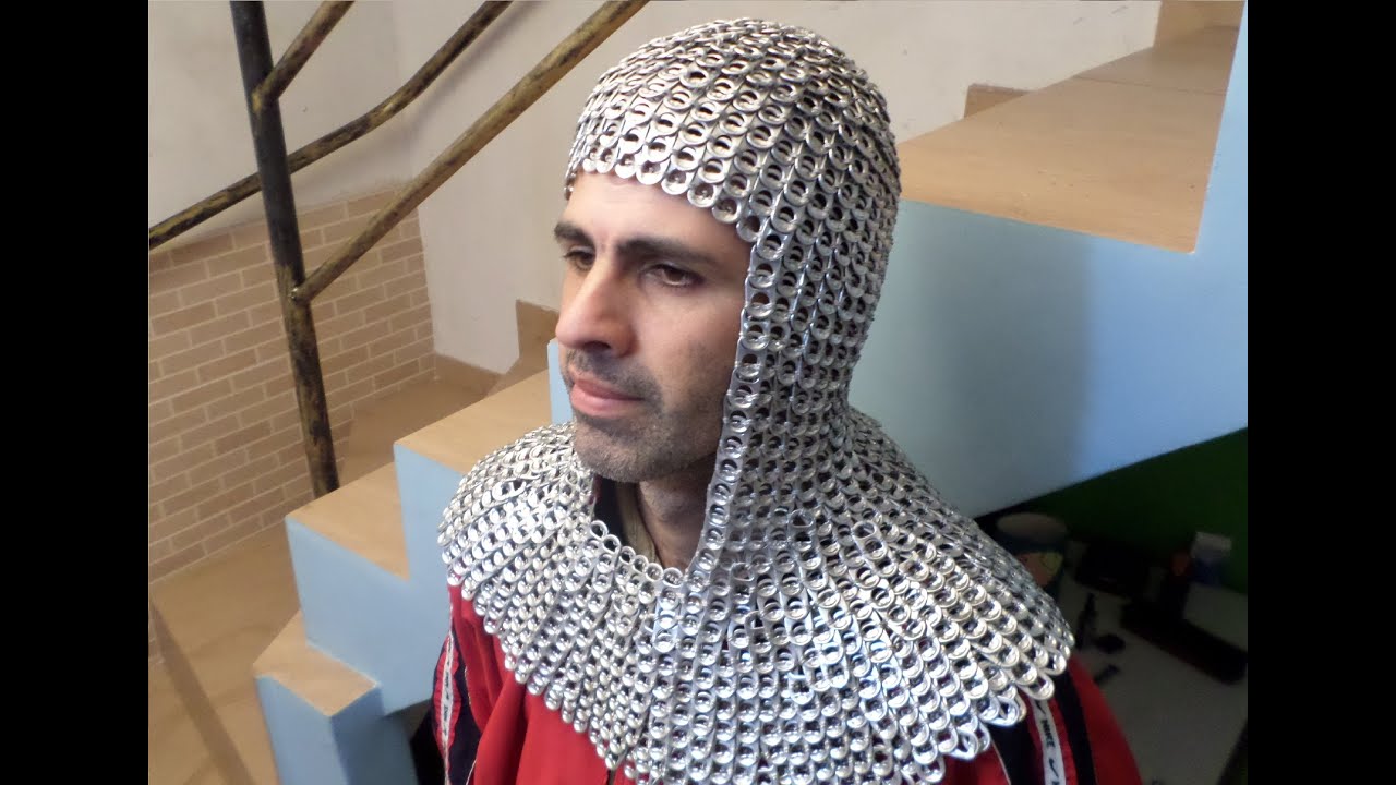Elmo medieval com 1000 lacres. Medieval helmet seals. - YouTube