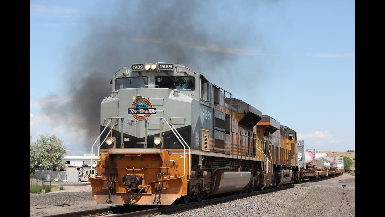 UP 1989 returns to it's home tracks once again! - YouTube
