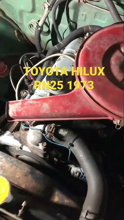 TOYOTA HILUX 1973 12R Motor still working. - YouTube