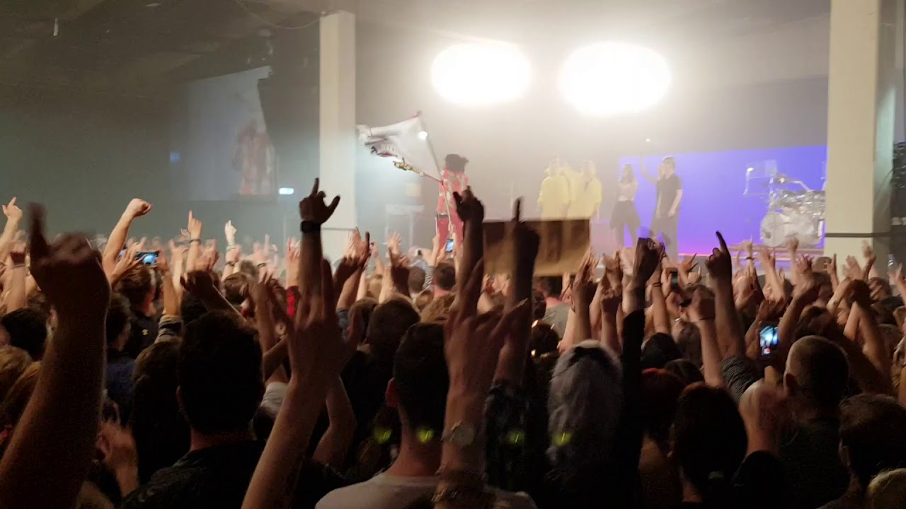 Monolith tour to Copenhagen 2018 - 30 seconds to mars - YouTube