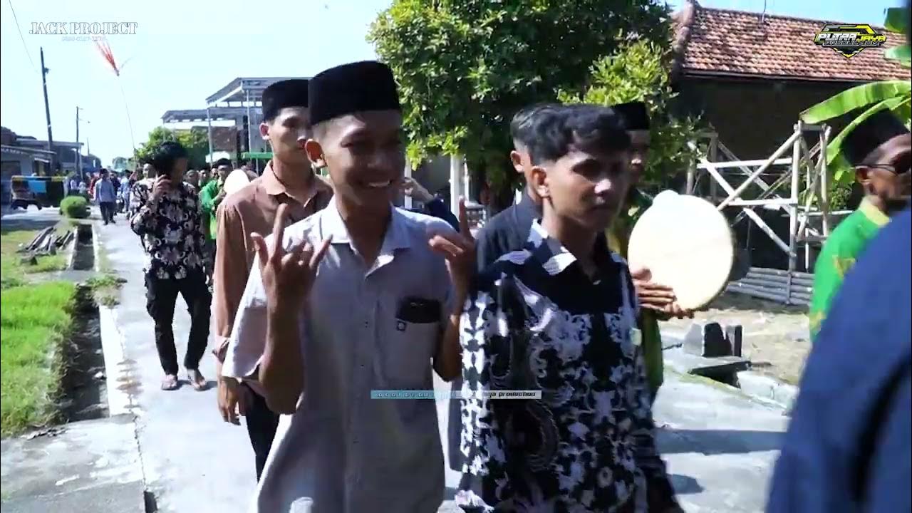 Barongan Kusumo Joyo Live Desa Poncoharjo Bonang Demak - YouTube