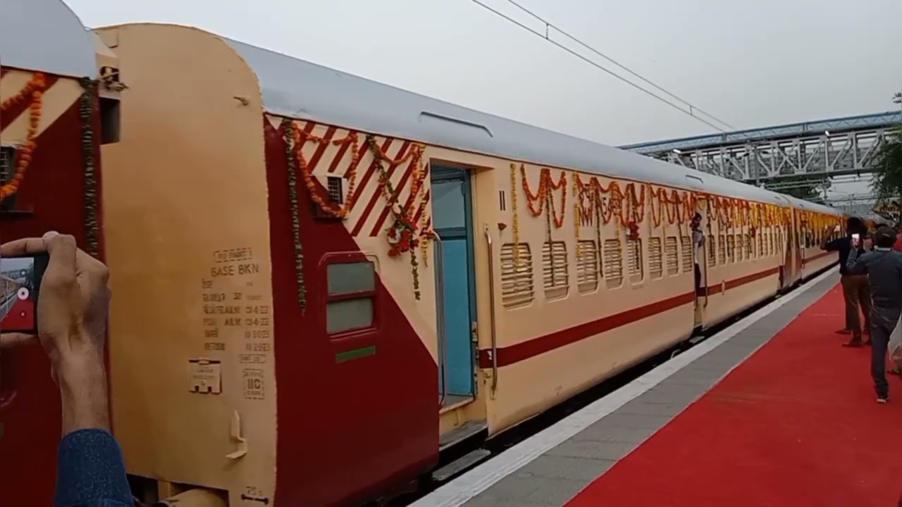 ##Sainik Express train Regular## Sikar to Delhi daily train from sikar ...