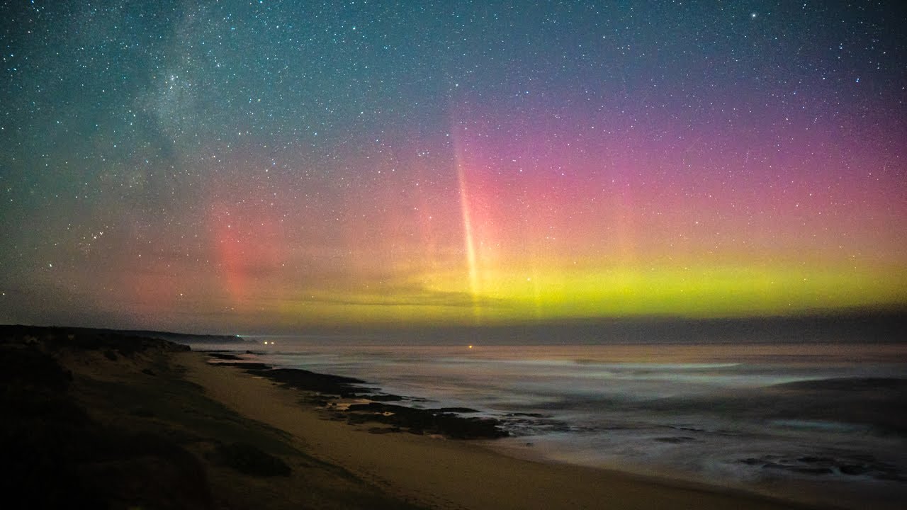 Aurora Australis / Southern Lights in Victoria, Australia 24th April ...