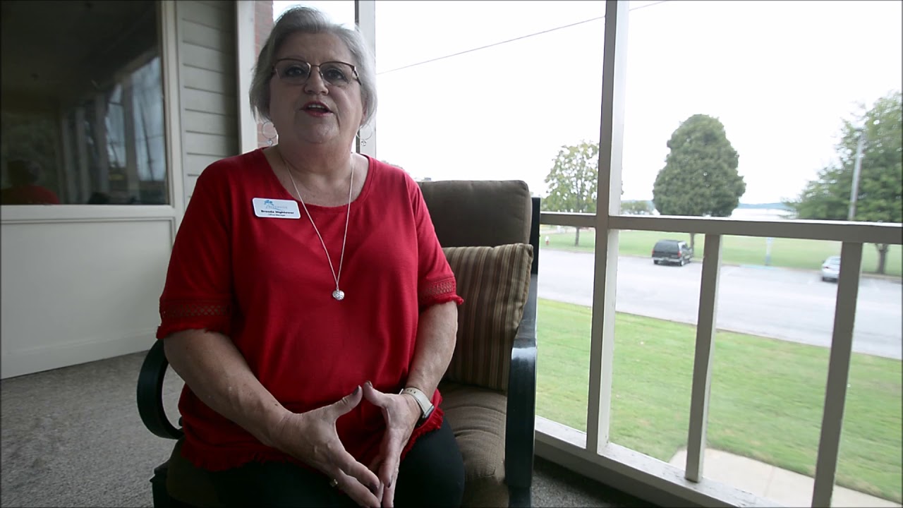Delicious Food at Riverside Senior Living in Decatur, Alabama - YouTube