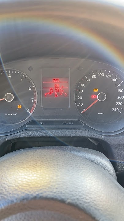 Поло седан, не работает ABS. Не работает спидометр. Дело в передних ...