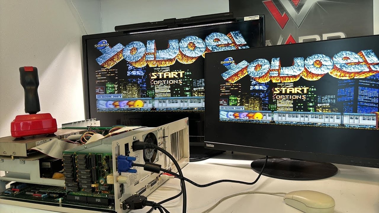 Amiga 2000 GVP A2000-030 MultiVision 2000 - YouTube