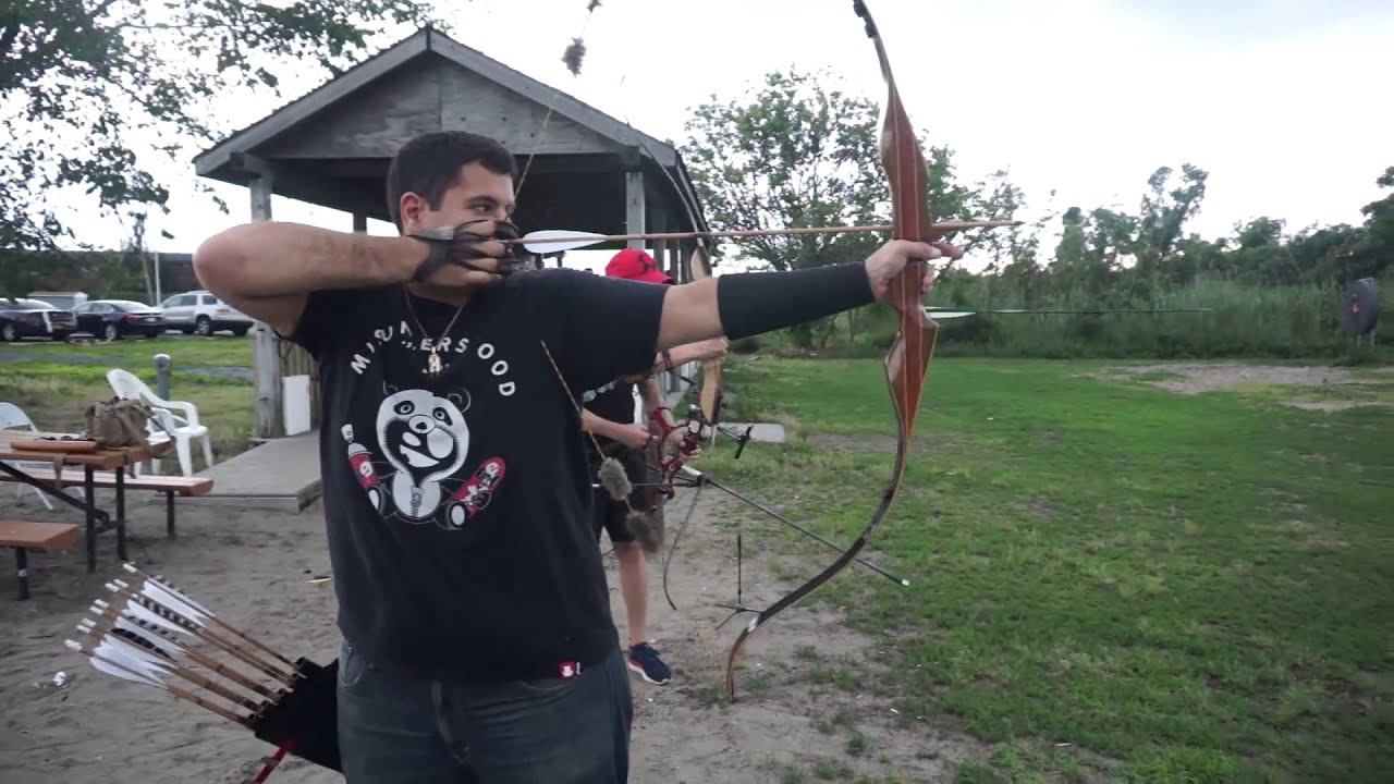 Zombie archery - YouTube