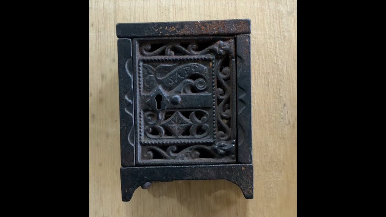 Antique Cast Iron Bank Restoration - YouTube