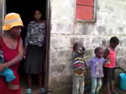 Food pass out in Swaziland - YouTube