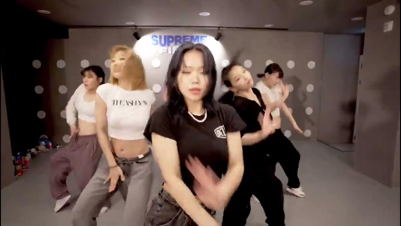 ELLY/LE (EXID) - KISS (DEMO FOR TRI.BE) - YouTube