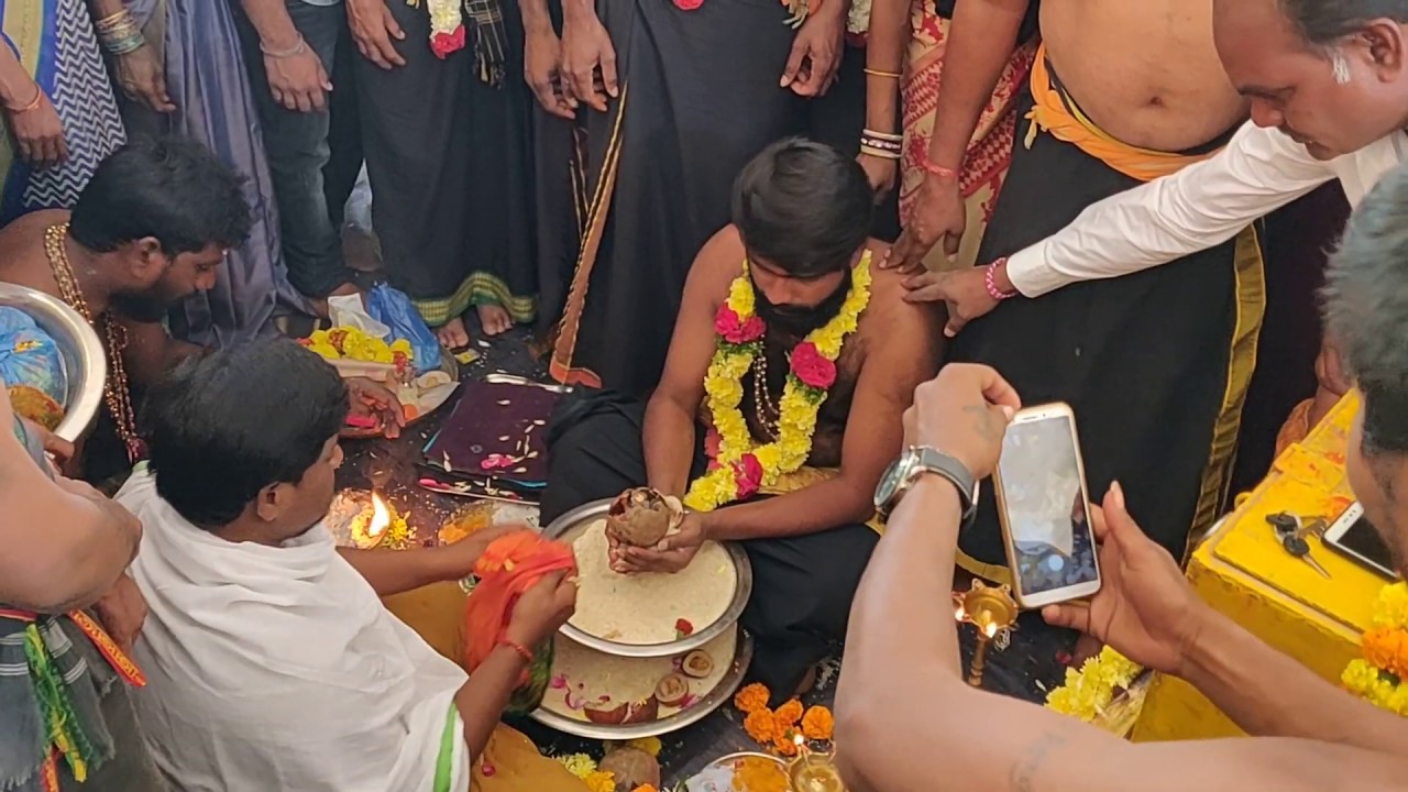 Erumudi packing in our village (Travelling to Sabarimala) - YouTube