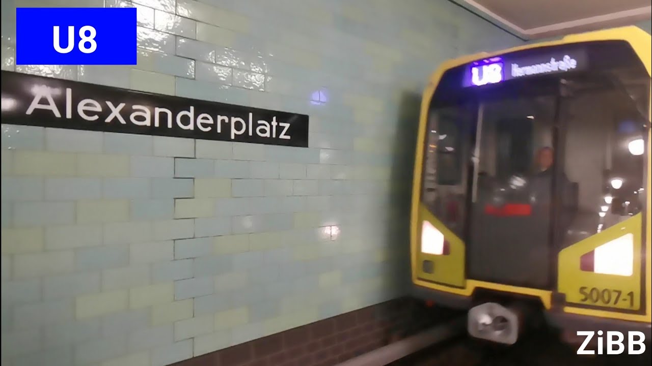 U-Bahn Berlin: U8 im U-Bahnhof Alexanderplatz - YouTube