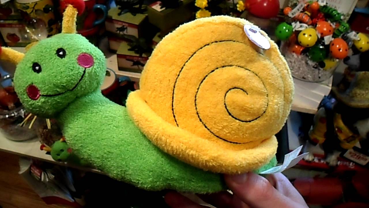 Singing snail from cracker barrel - YouTube