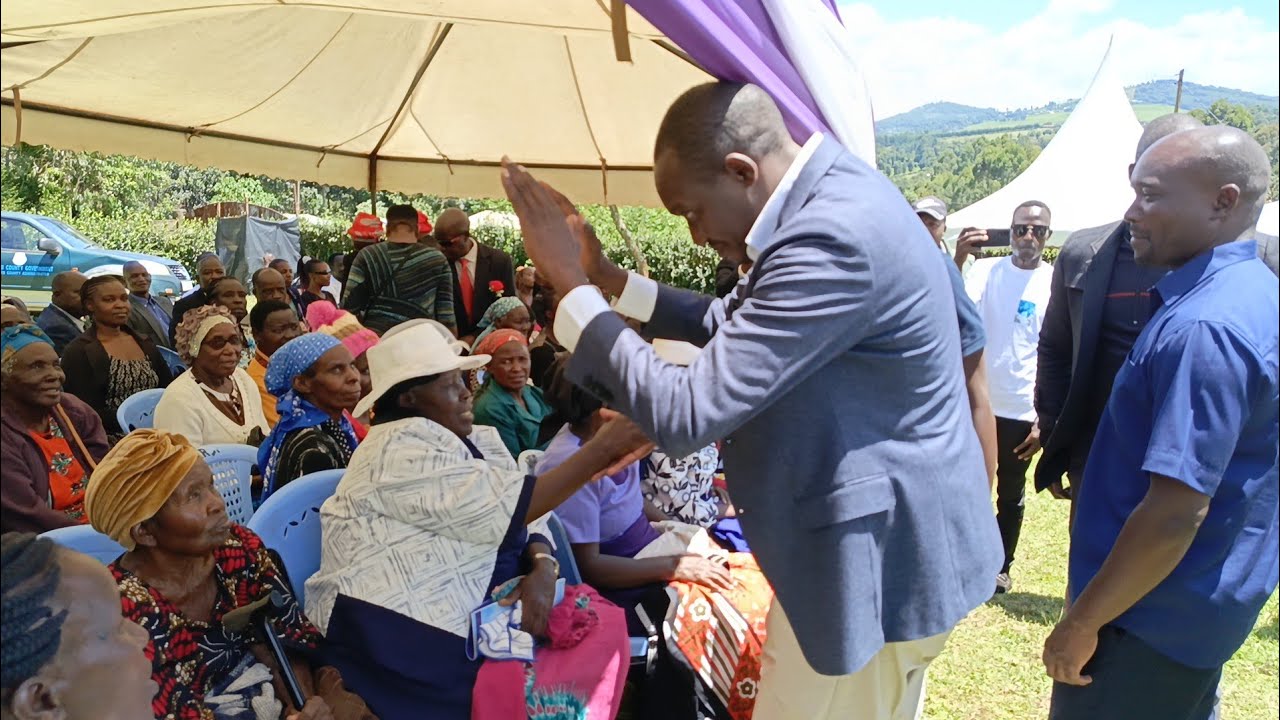 HON.SIMBA ARATI ARRIVES MATONGO KIJAURI TO CONDOLE FAMILY OF LATE MZEE ...