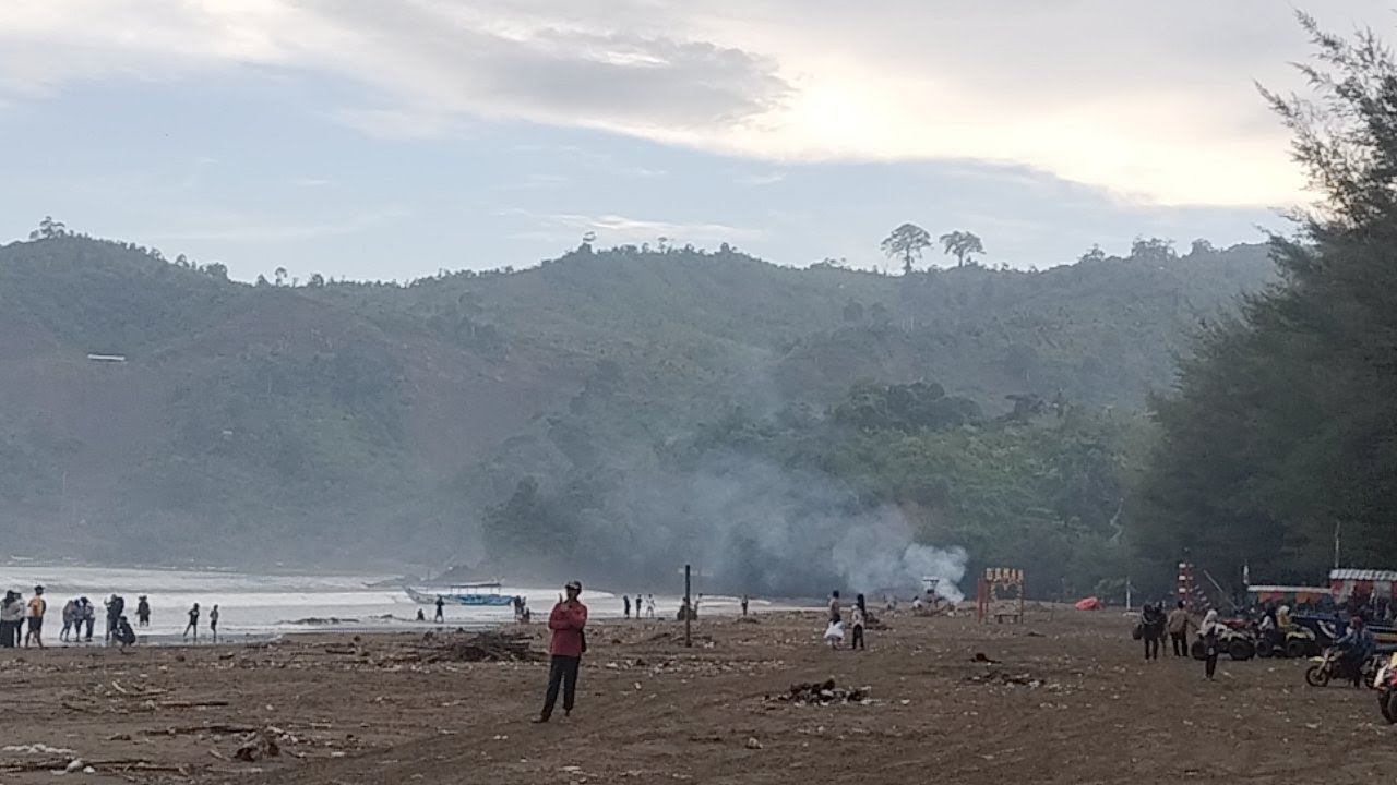 LIVE 🌙 STREAMING PANTAI GEMAH TULUNGAGUNG - YouTube