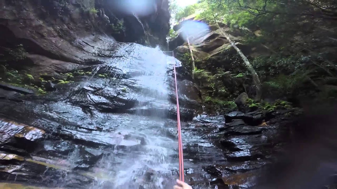 Empress Canyon, Blue Mountains - The abseil out - YouTube