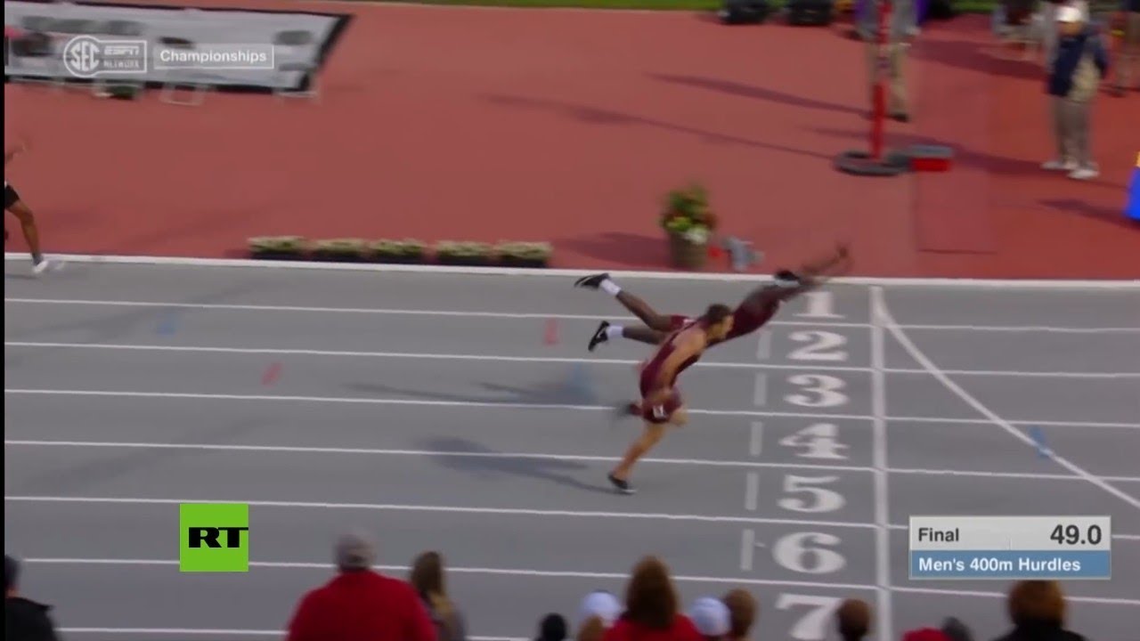 SUPERMAN DIVE ON FINISH LINE - YouTube