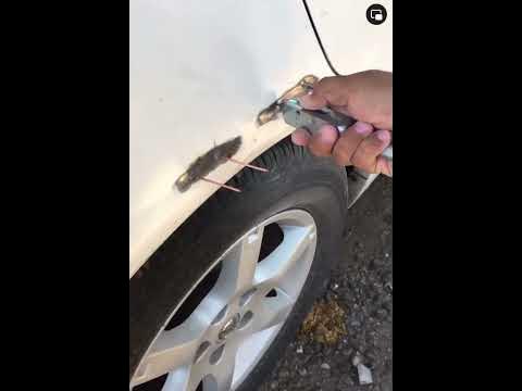 COMO sacar golpes de un carro - YouTube