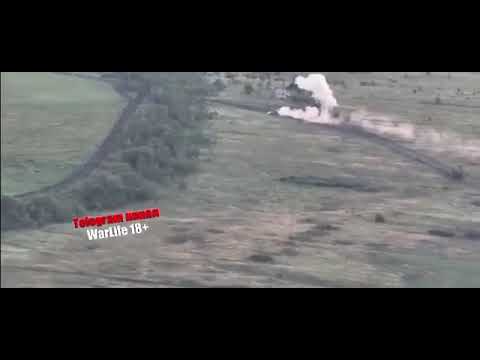 Russian T-80 tank destroyed by Ukrainian ATGM in the vicinity of Izium ...