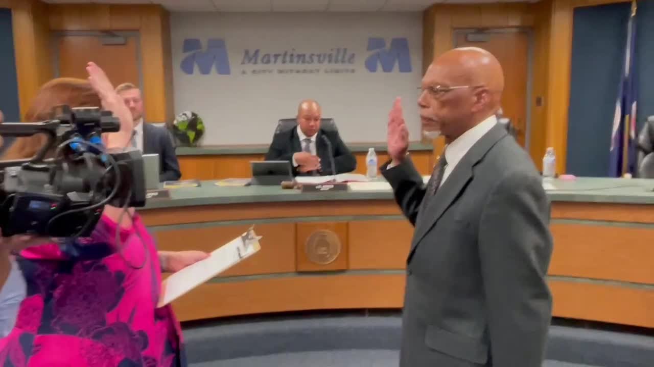 Lawrence Mitchell sworn in - YouTube