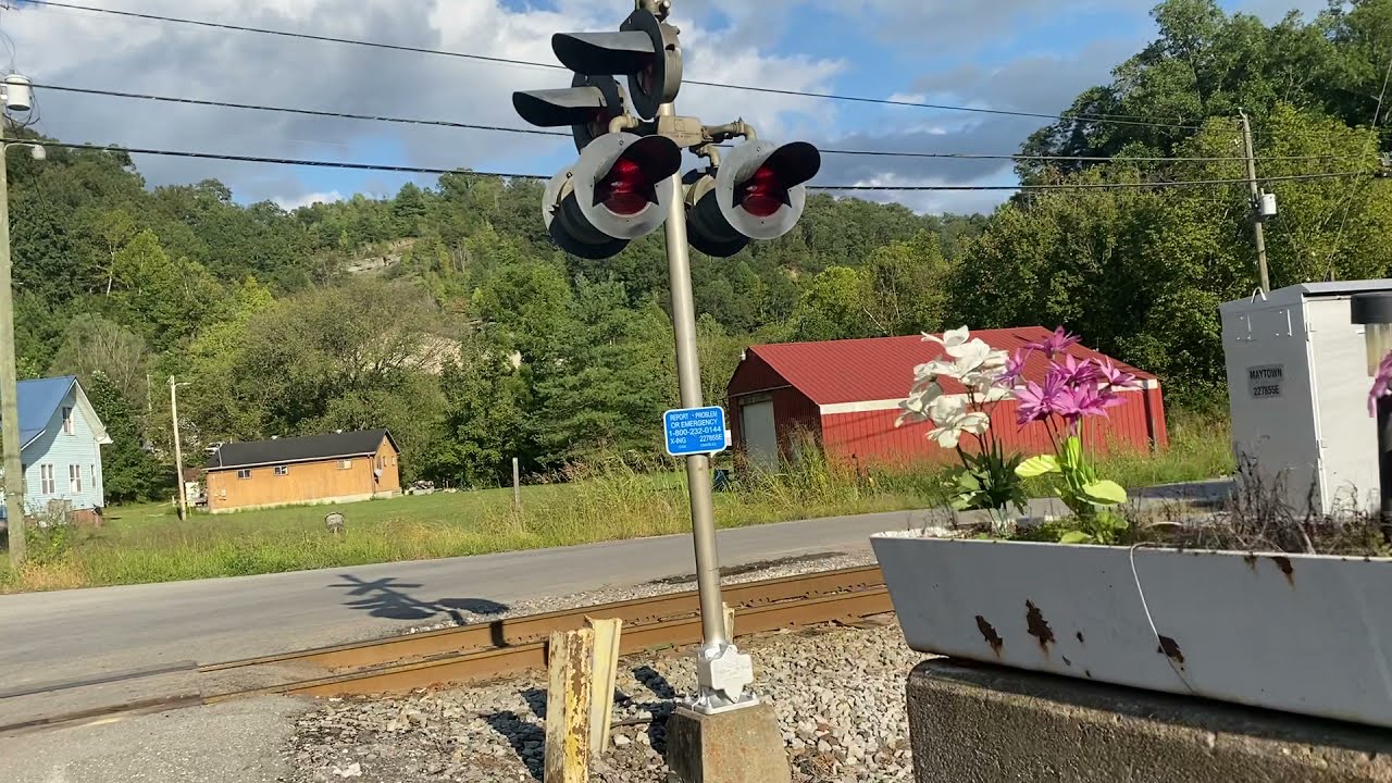 KY-777 railroad crossing tour, Langley Kentucky - YouTube