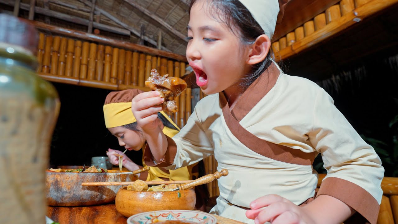 So yummy daddy cooking delicious oxtail soup with eggs recipe - YouTube