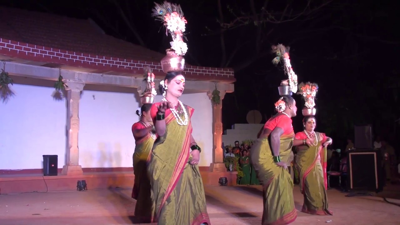 Jogati Hadu ಜೋಗತಿ ಹಾಡು-Matha B Manjamma Jogati - YouTube