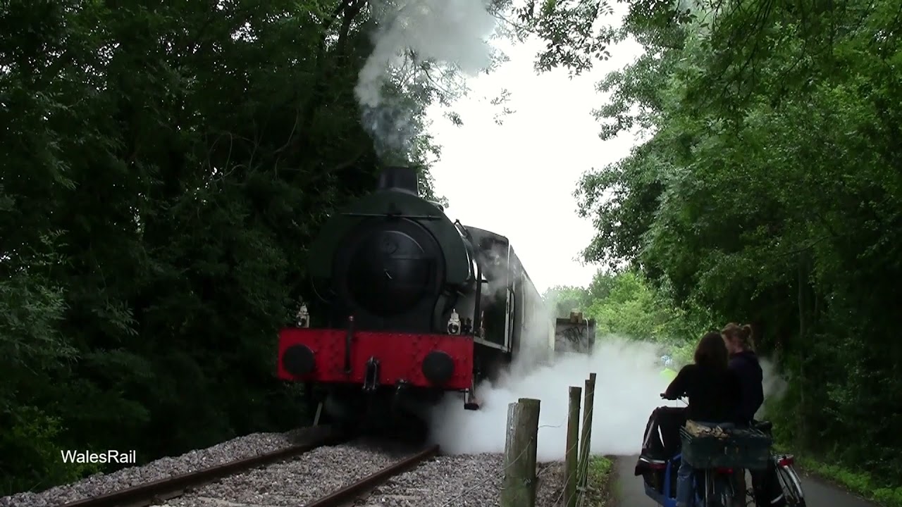 Avon Valley Steam Railway. Bitton Station England - YouTube