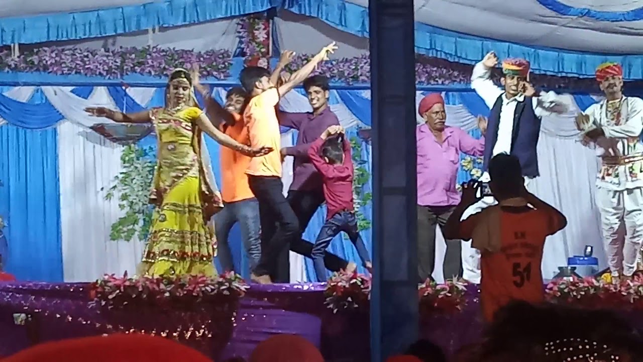 Singer C R Puniya Teja gayan Jasrana Kuchaman city. 8/8/2019 - YouTube