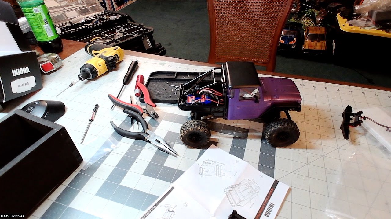 Injora IR40 Body Kit build - YouTube