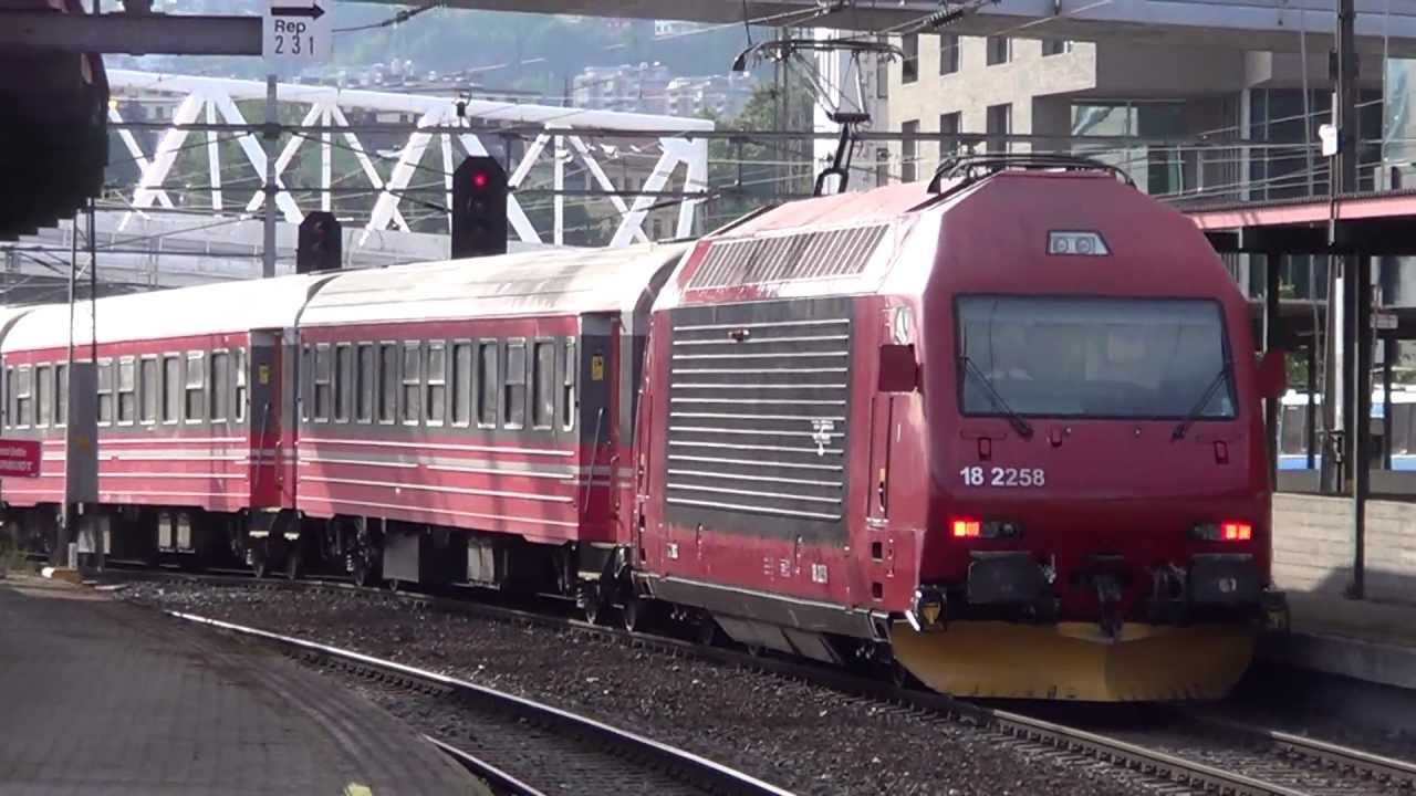 Class 18 2258 NSB - YouTube