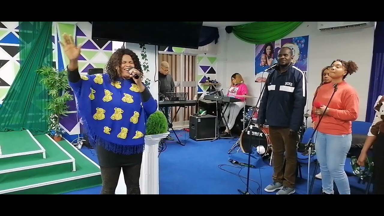 Worship by Mrs. Joy Usman Peter - YouTube